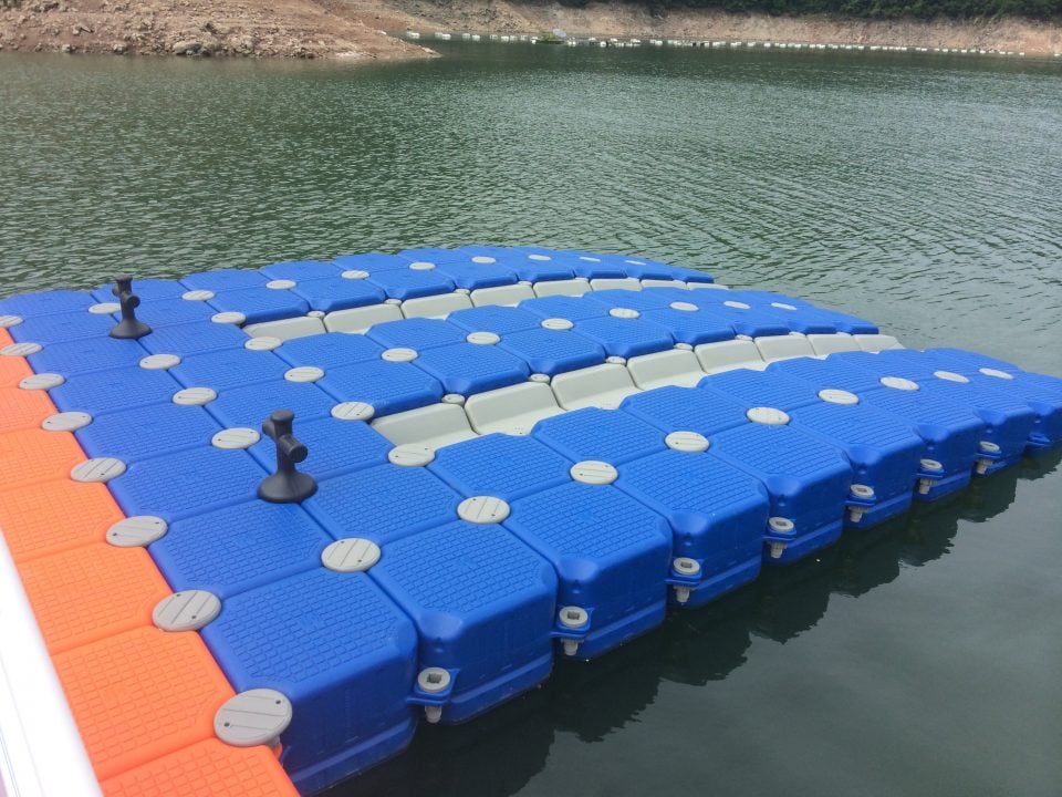 What Is A Floating Pontoon Dock Used For Hiseadock what-is-a-floating-pontoon-dock-used-for-hiseadock