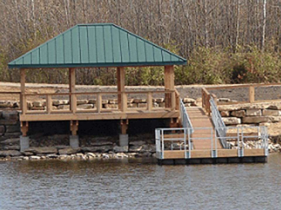 6 Different Kinds of Floating Docks: Which is the Best? - Hiseadock