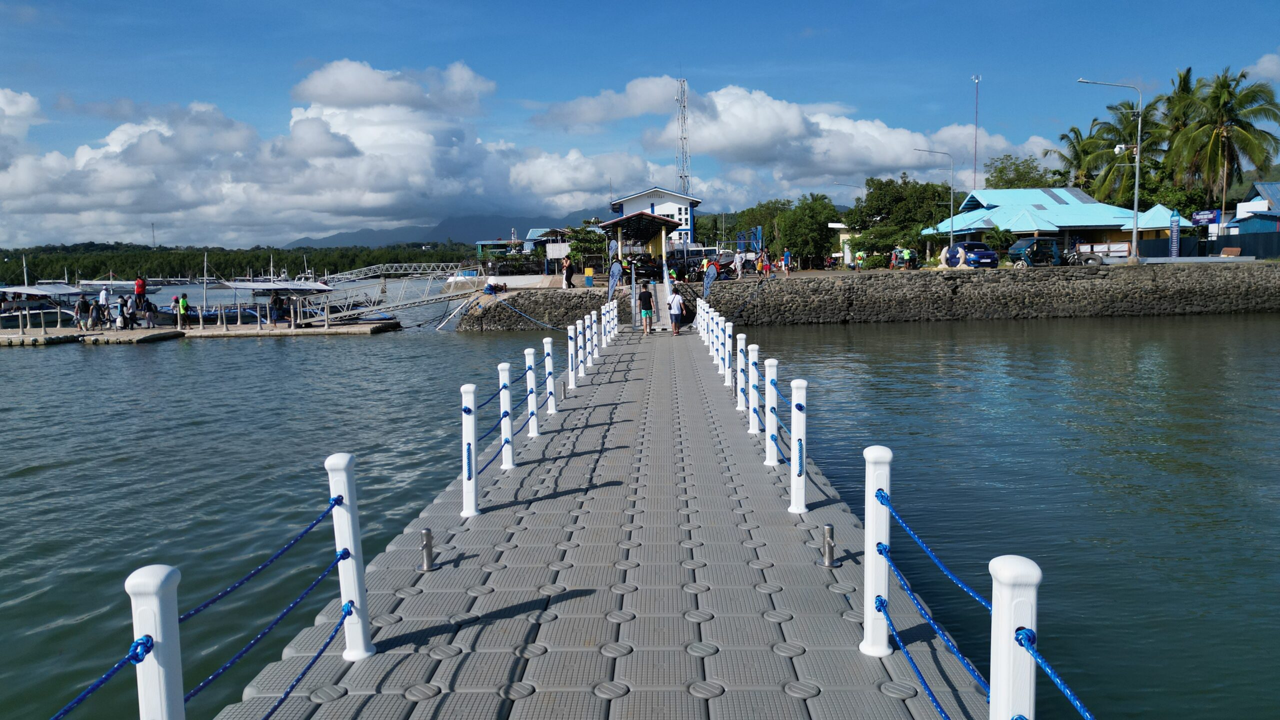 What are the advantages of Floating bridges - Hiseadock