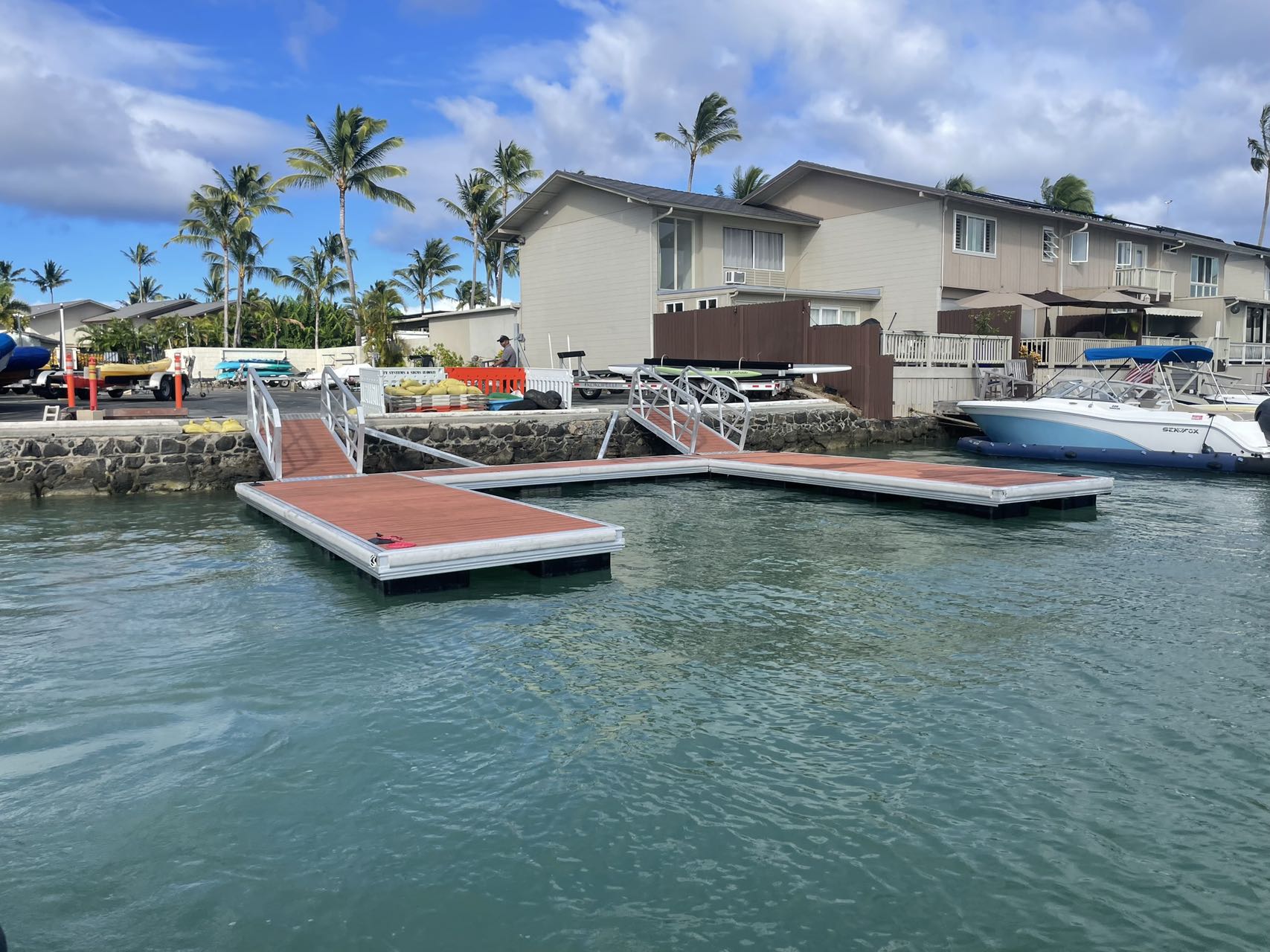 How to design a floating dock on the water? - Hiseadock